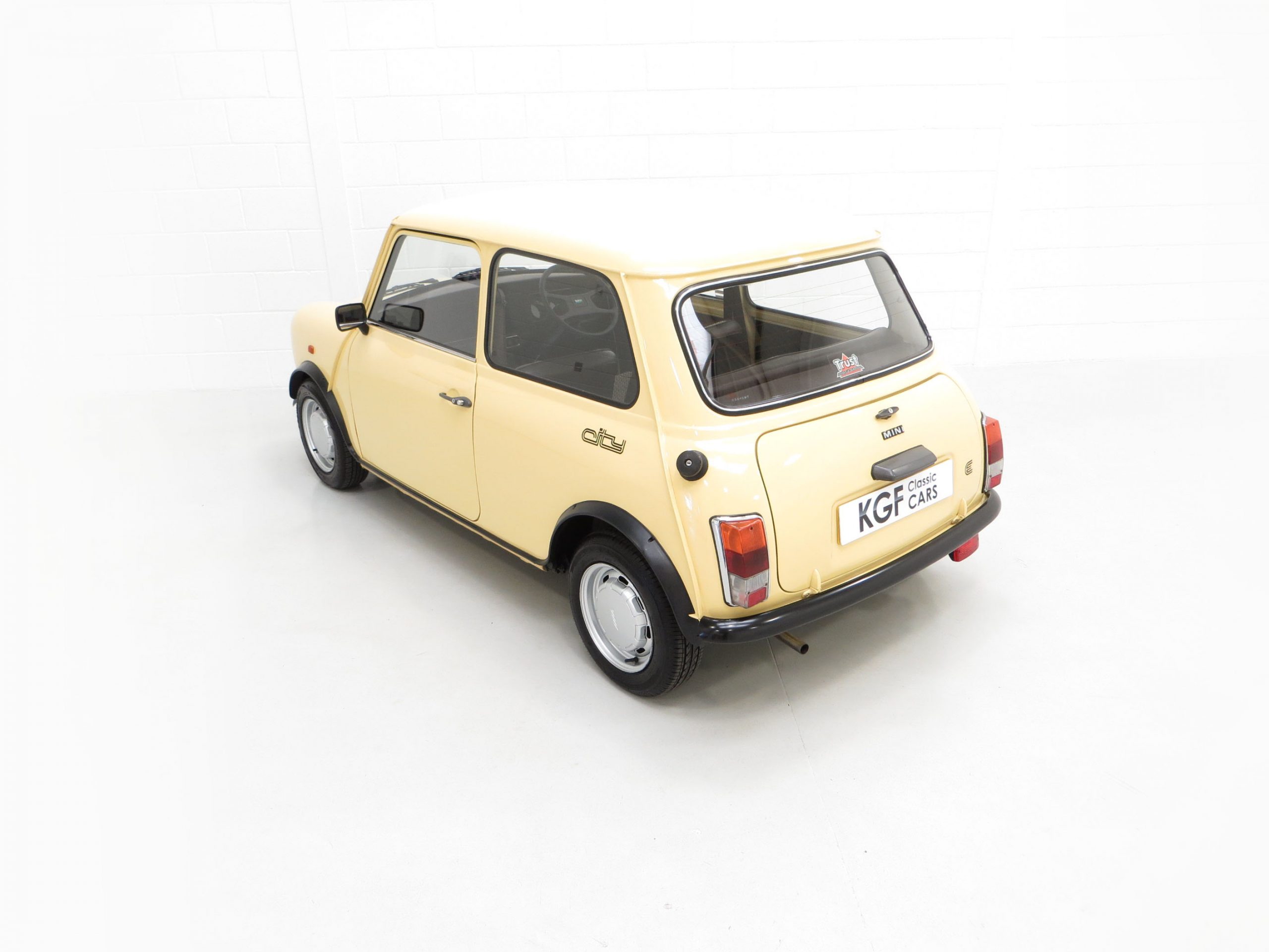 Austin Mini City E – KGF