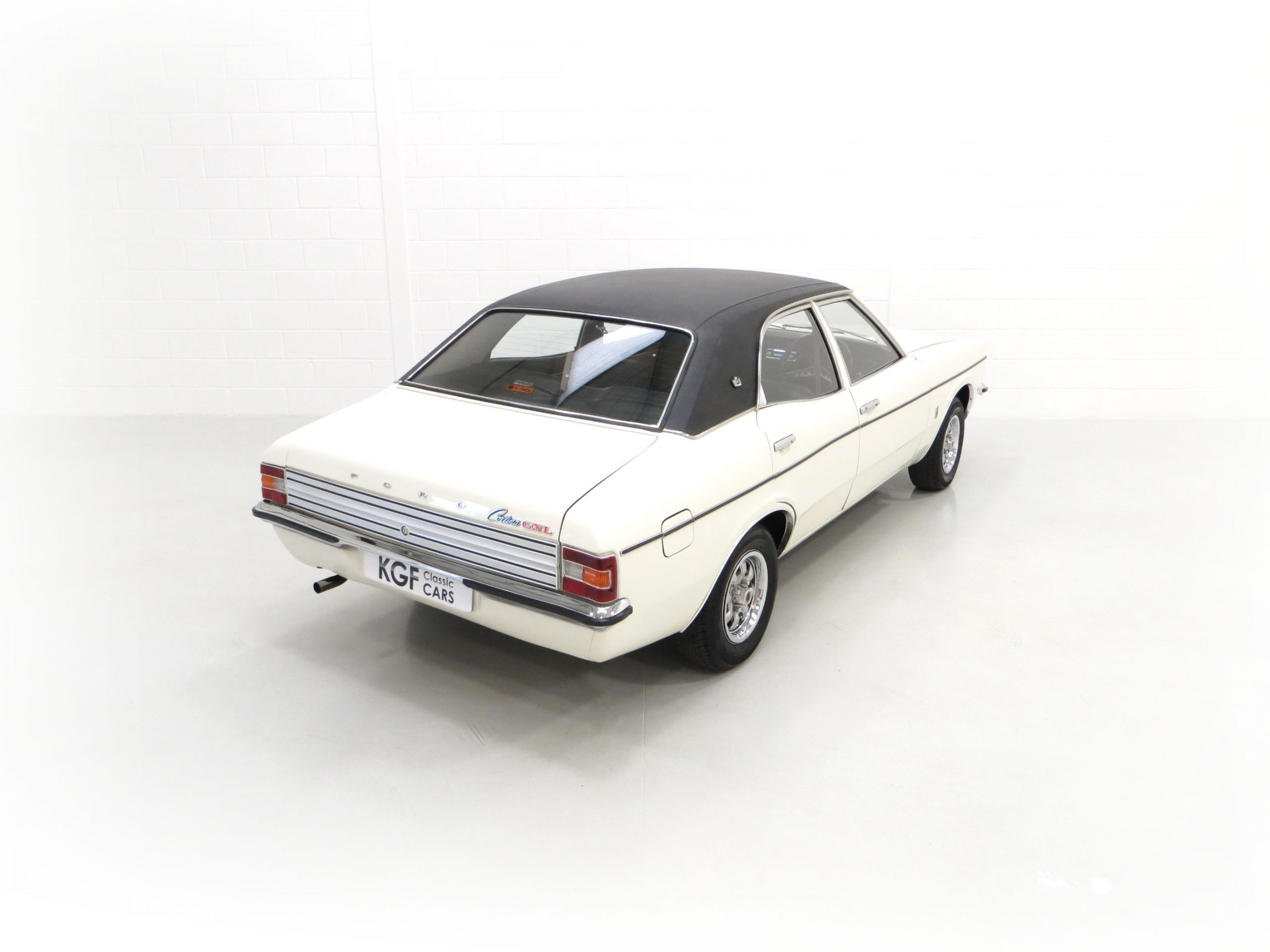 Ford Cortina Mk3 2000 GXL – KGF