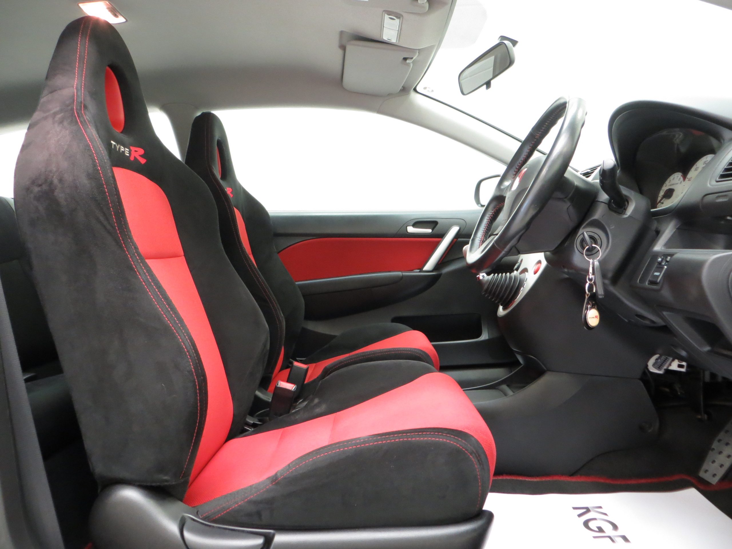 Honda Civic Type R EP3 – KGF