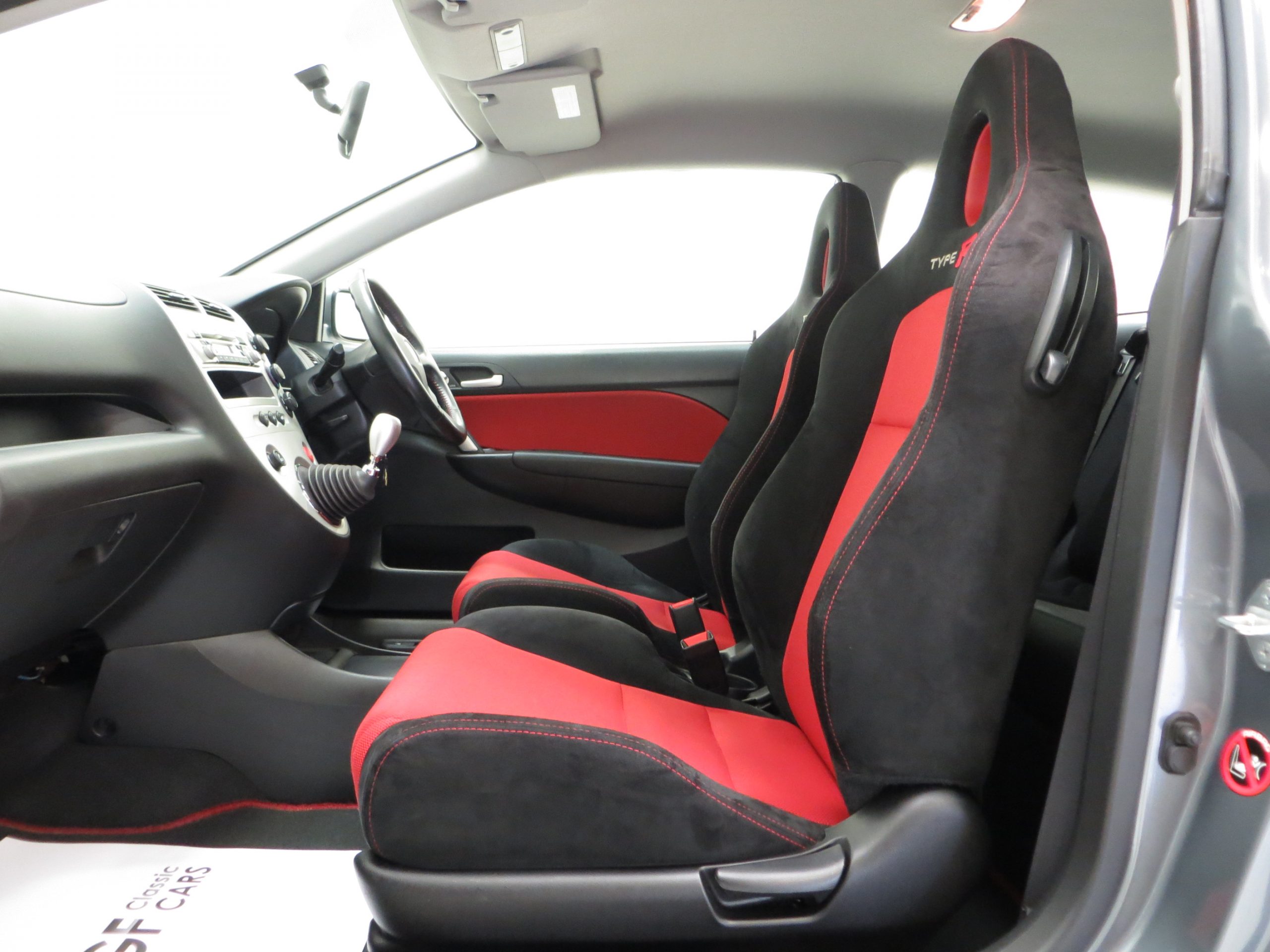 Honda Civic Type R EP3 – KGF