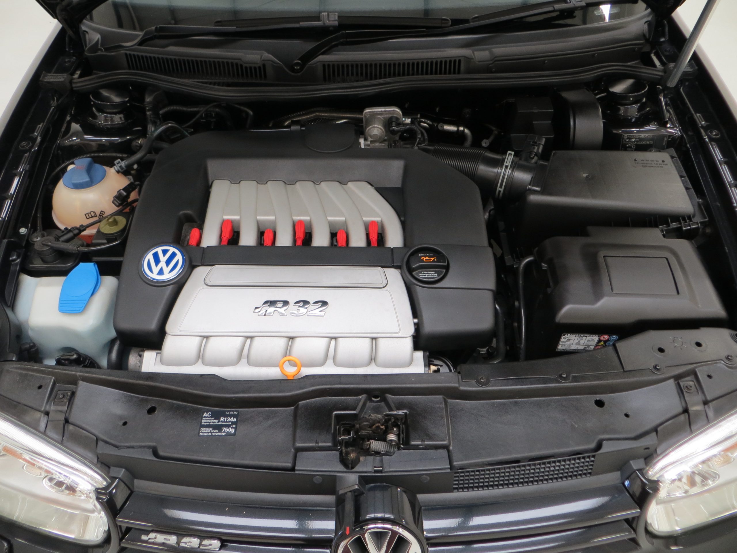 Volkswagen Golf R32 – KGF
