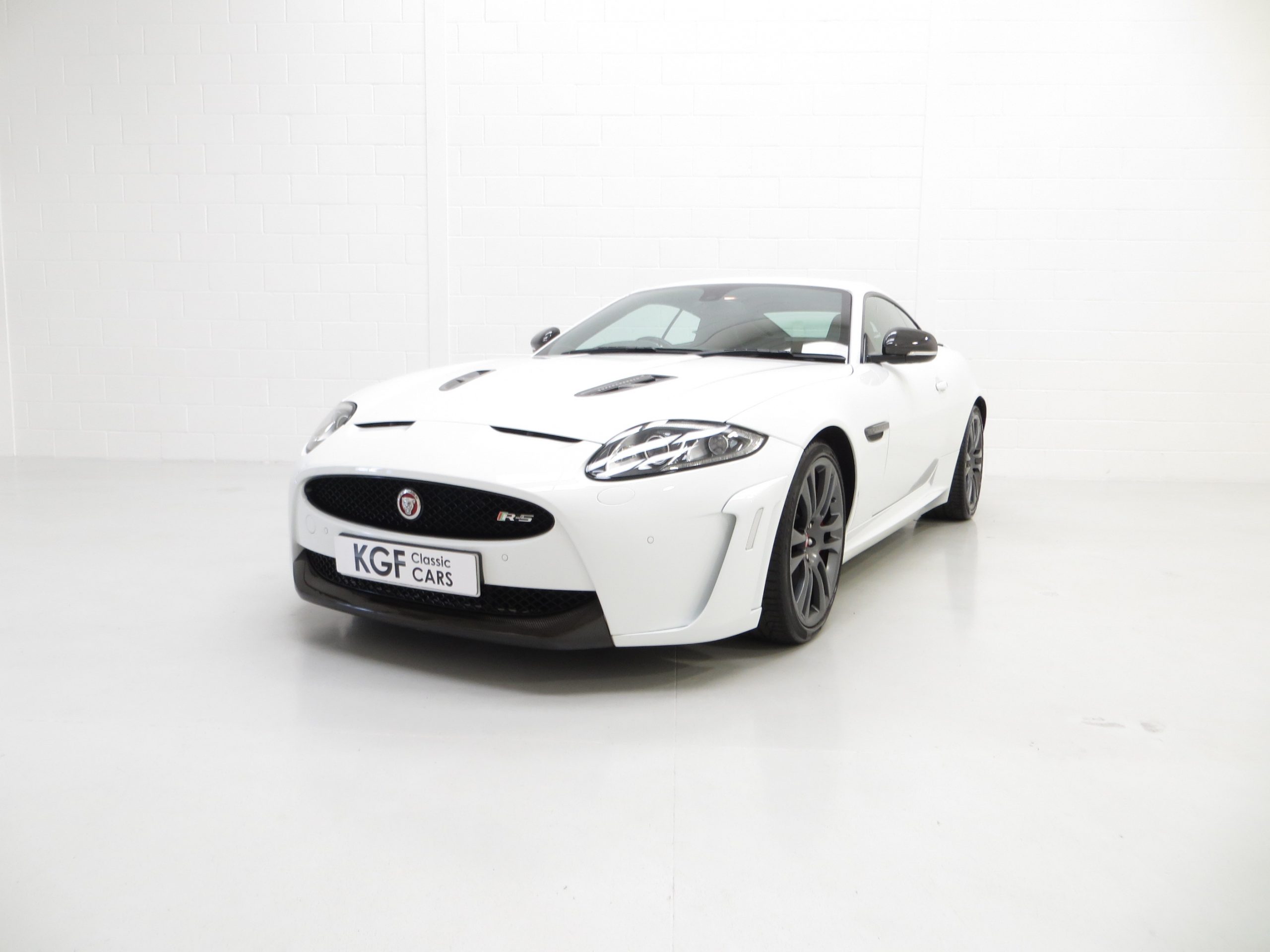 Jaguar X150 XKR-S Coupe – KGF