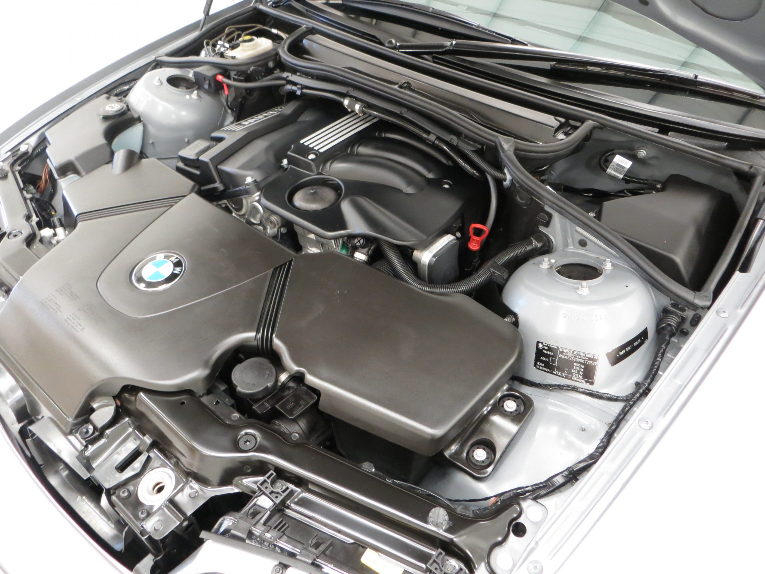 BMW E46 316Ti Sport Compact – KGF