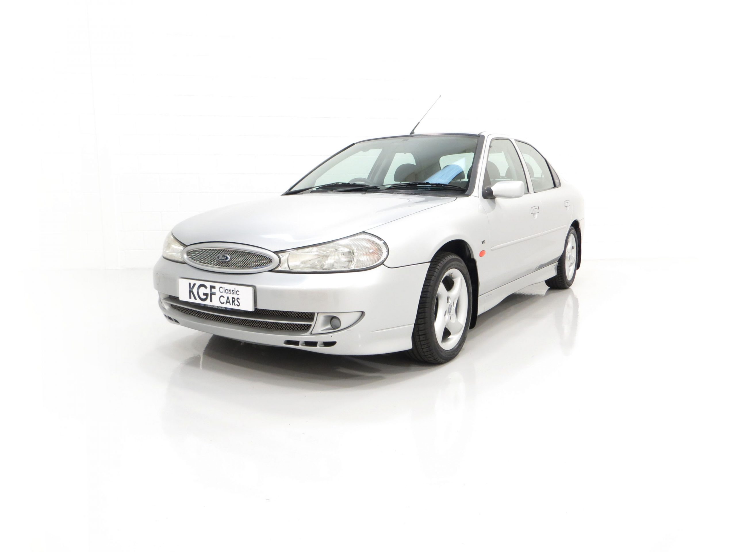 Ford Mondeo ST24 – KGF