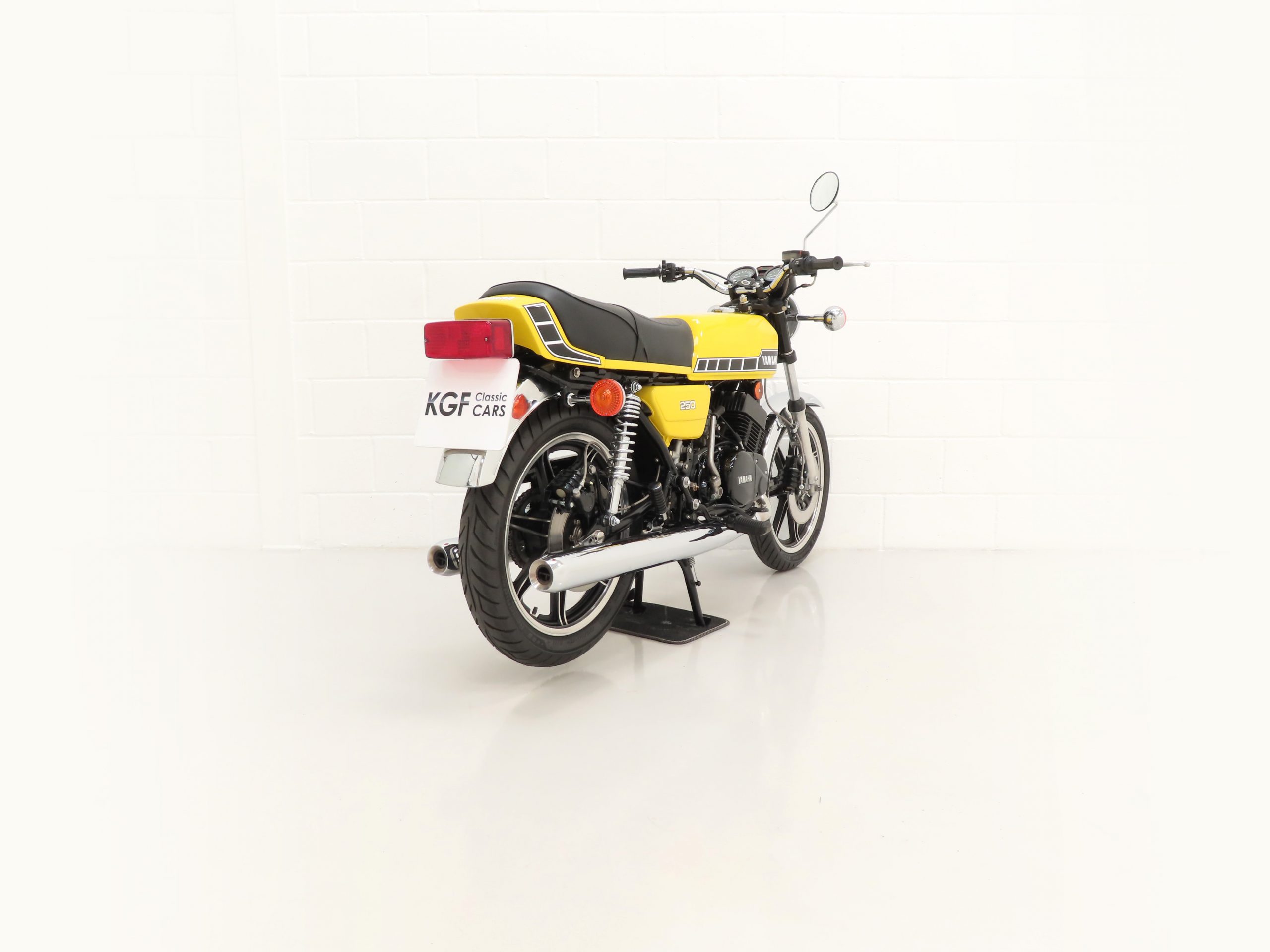 Yamaha RD250E – KGF