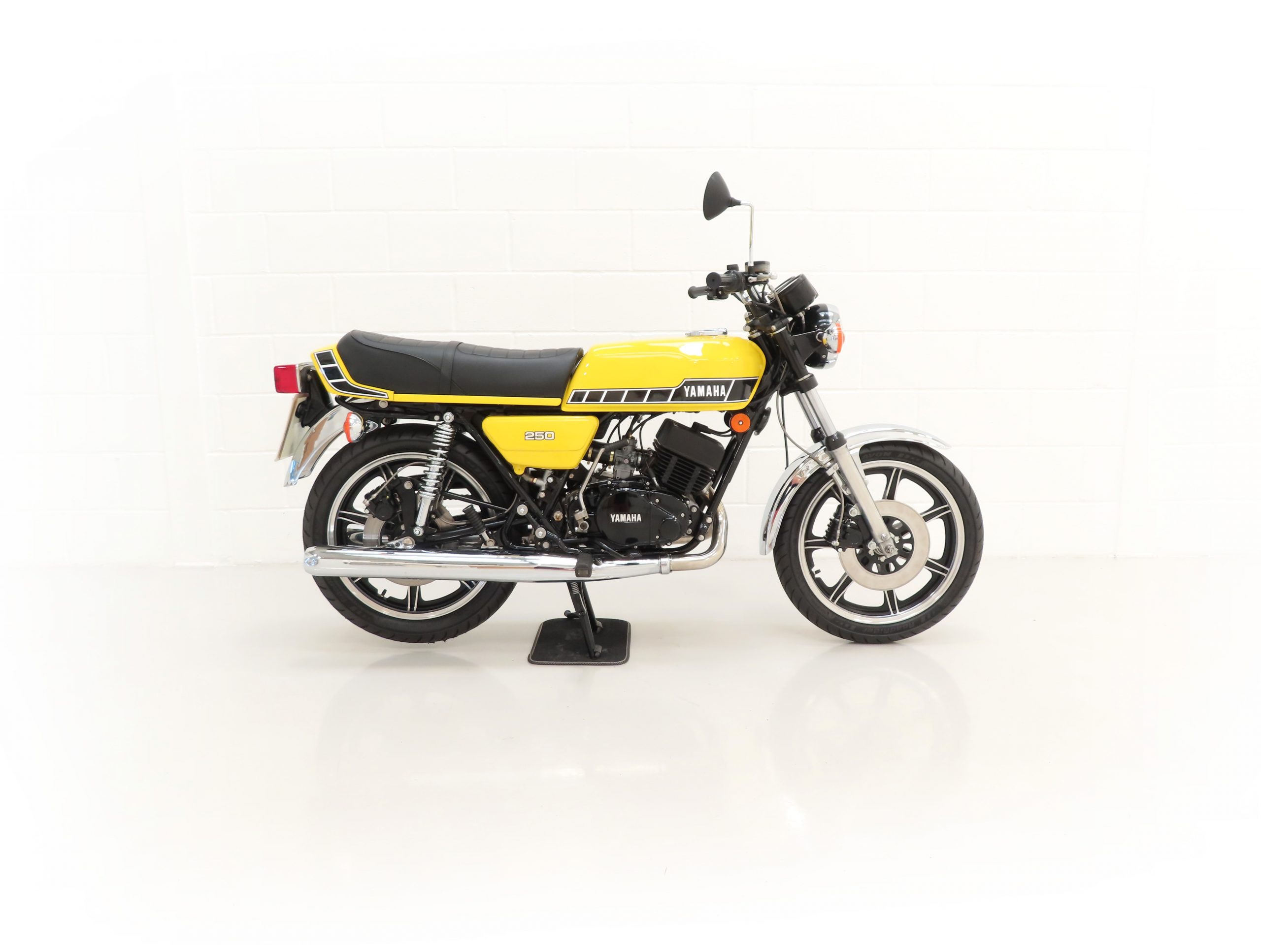 Yamaha RD250E – KGF