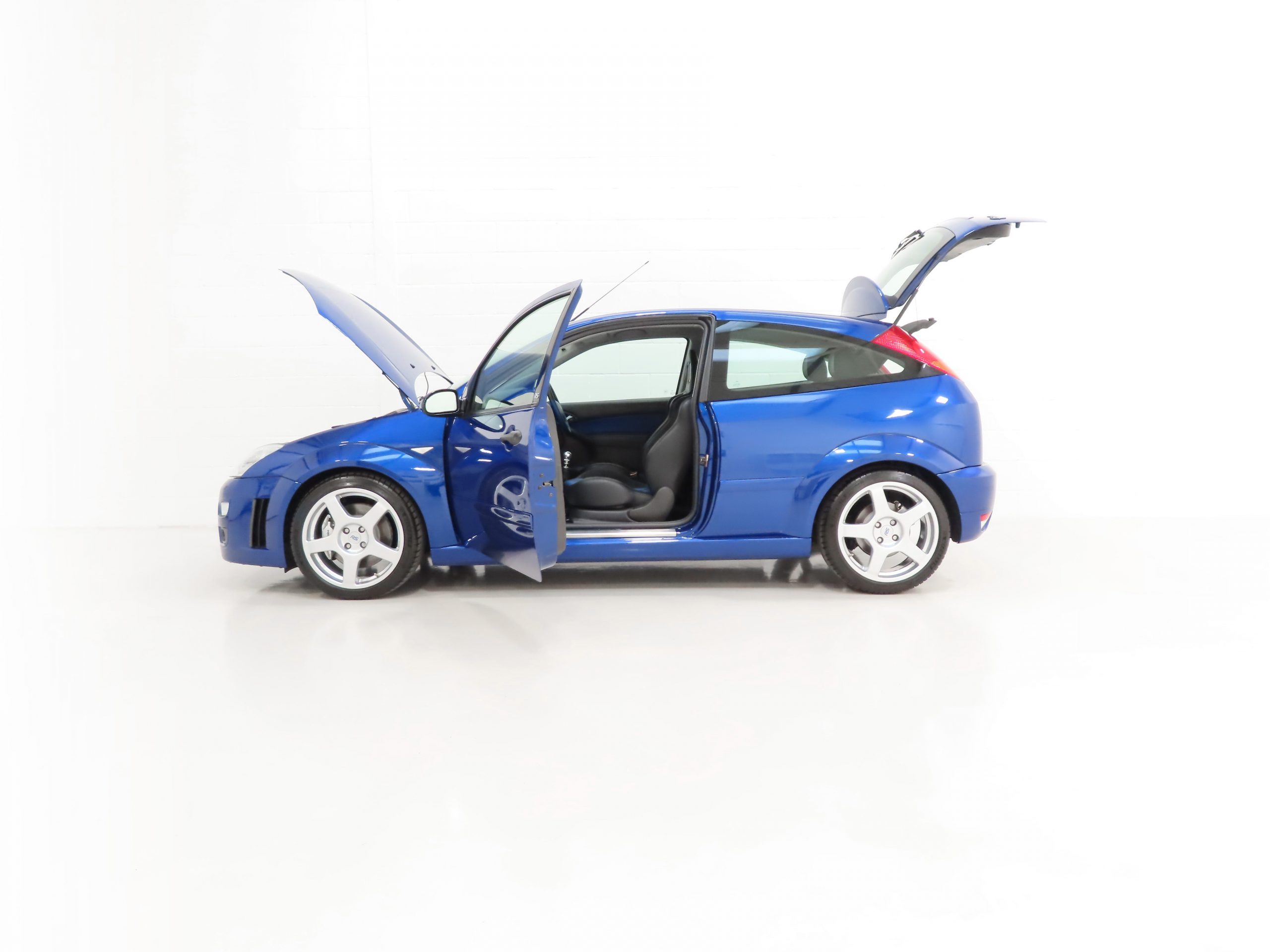 Ford Focus RS Mk1 – KGF