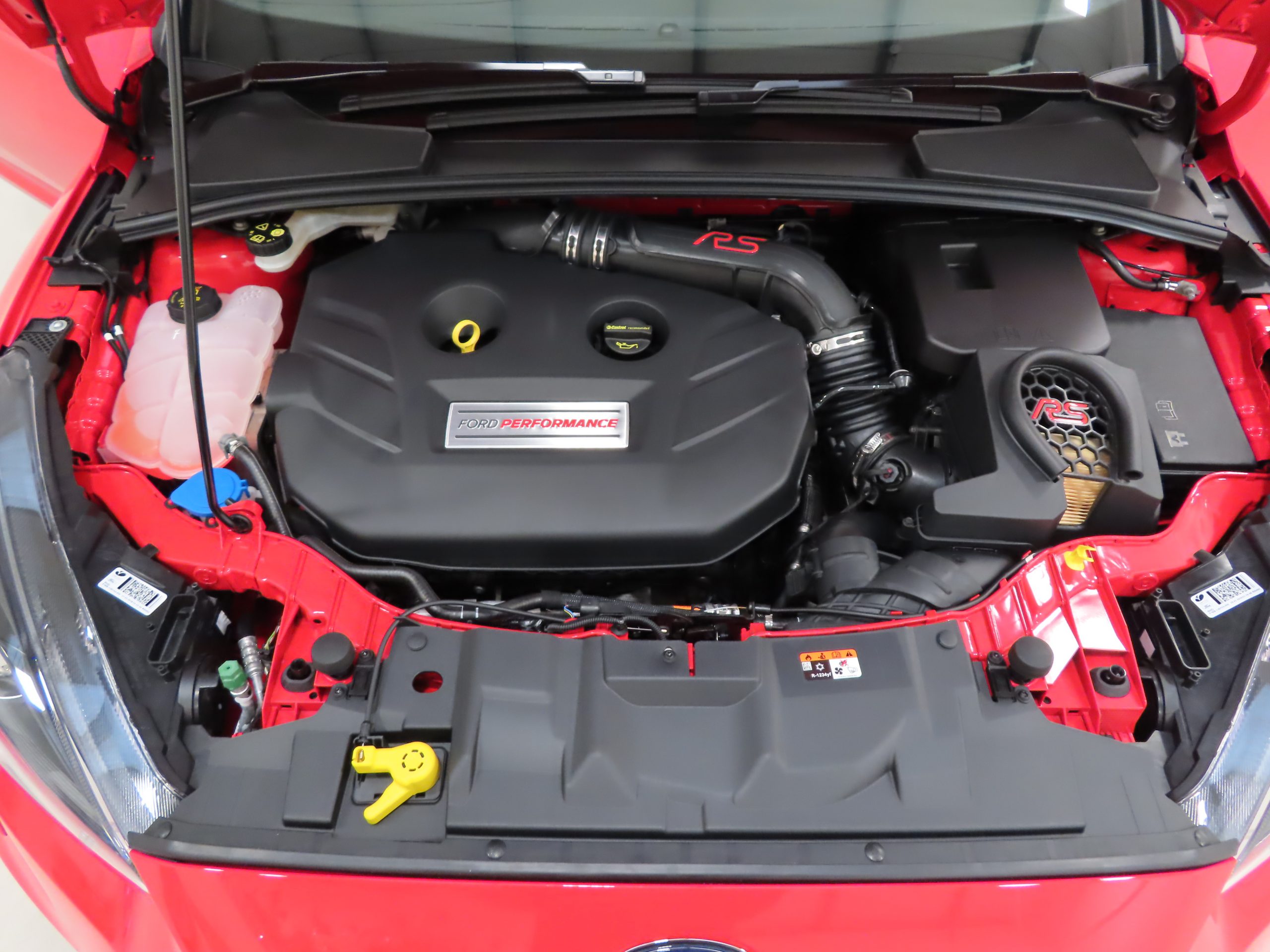 Ford Focus RS Red Edition – KGF