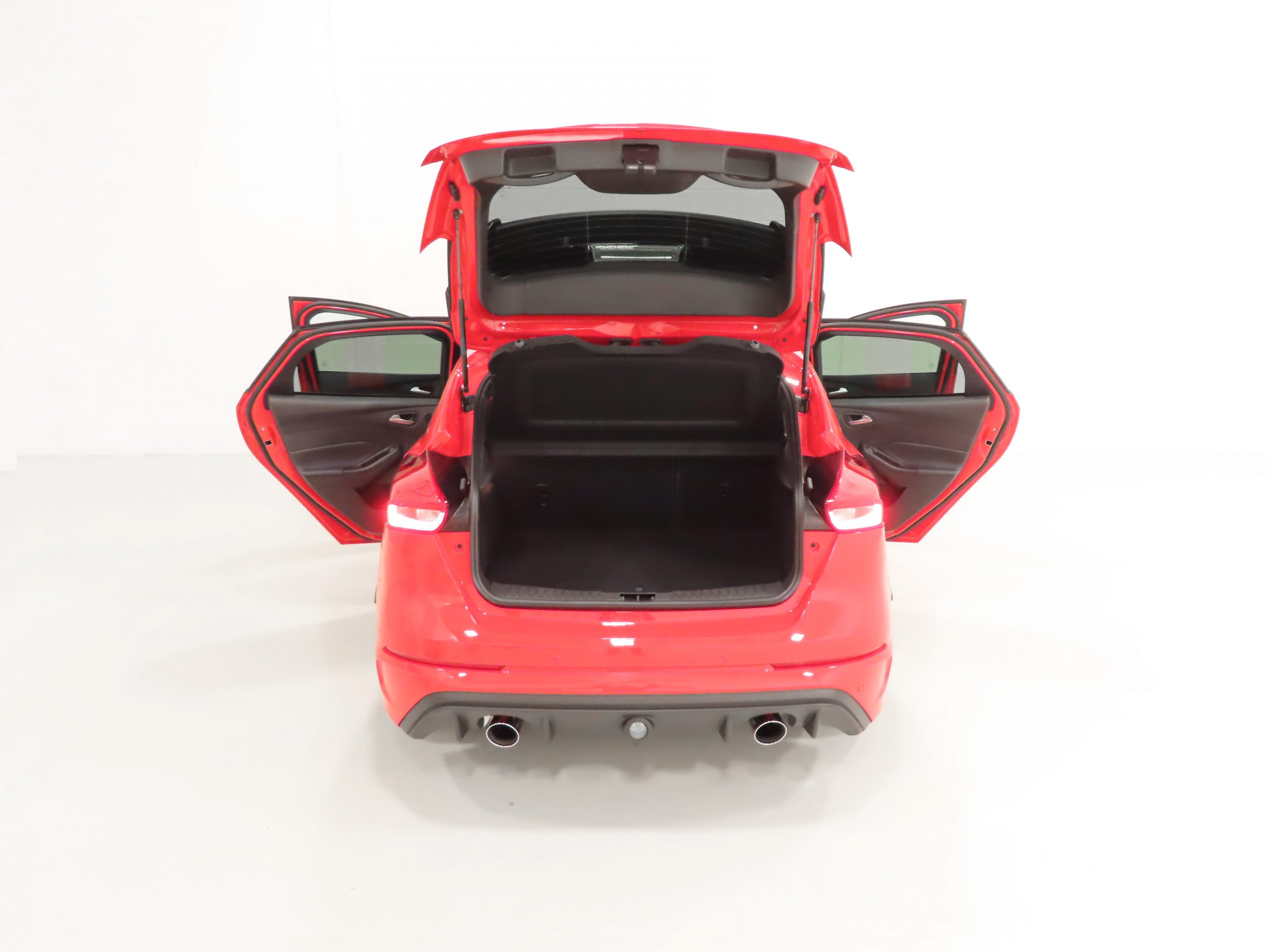 Ford Focus RS Red Edition – KGF