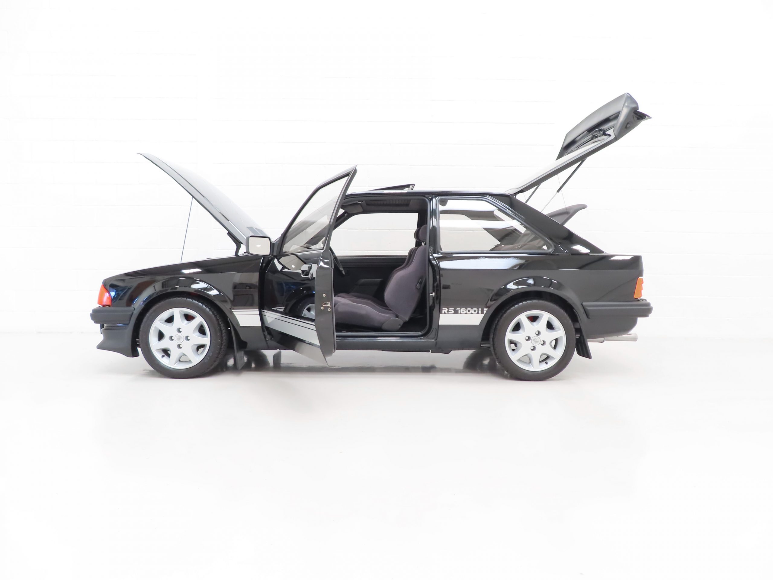 Ford Escort RS1600i – KGF