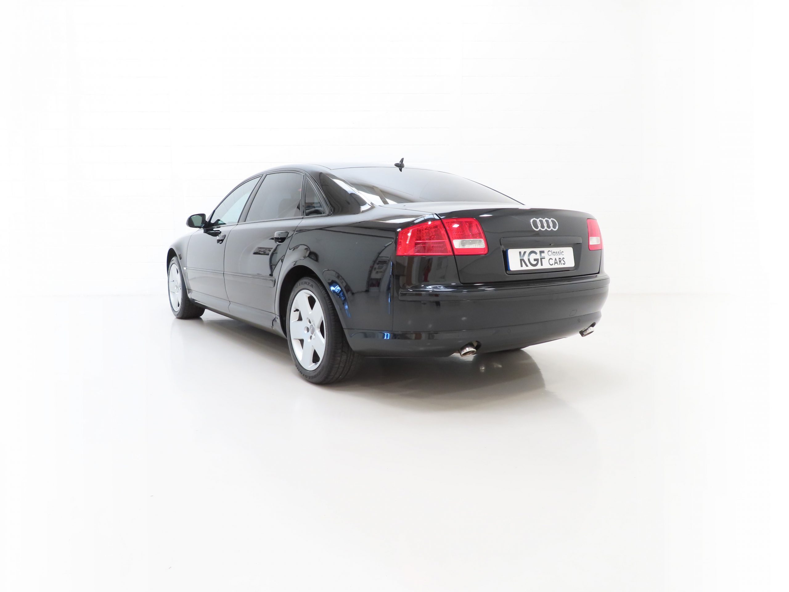 Audi A8L 4.2TDi SE Quattro – KGF