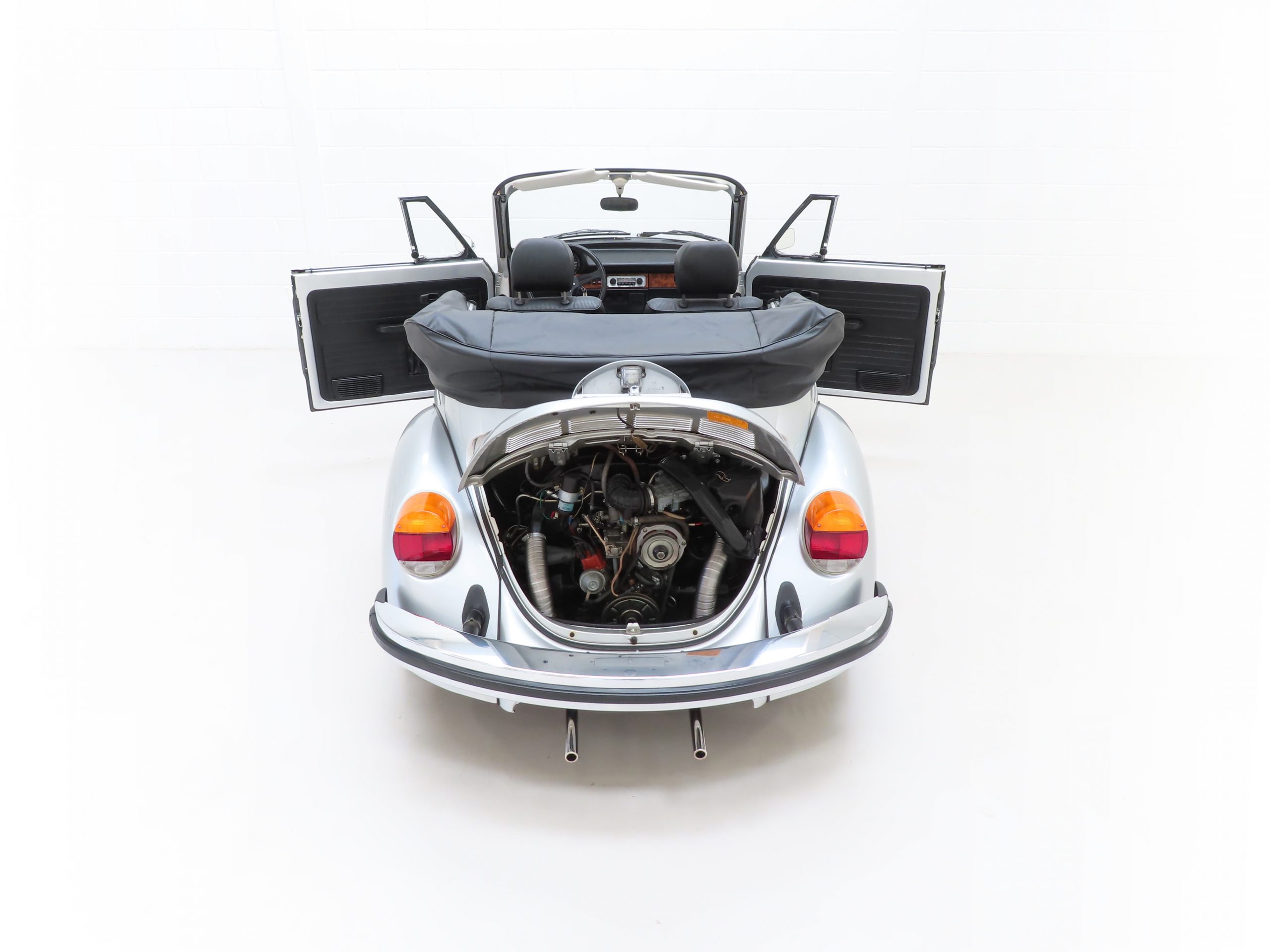 Volkswagen Beetle 1303 Cabriolet – KGF