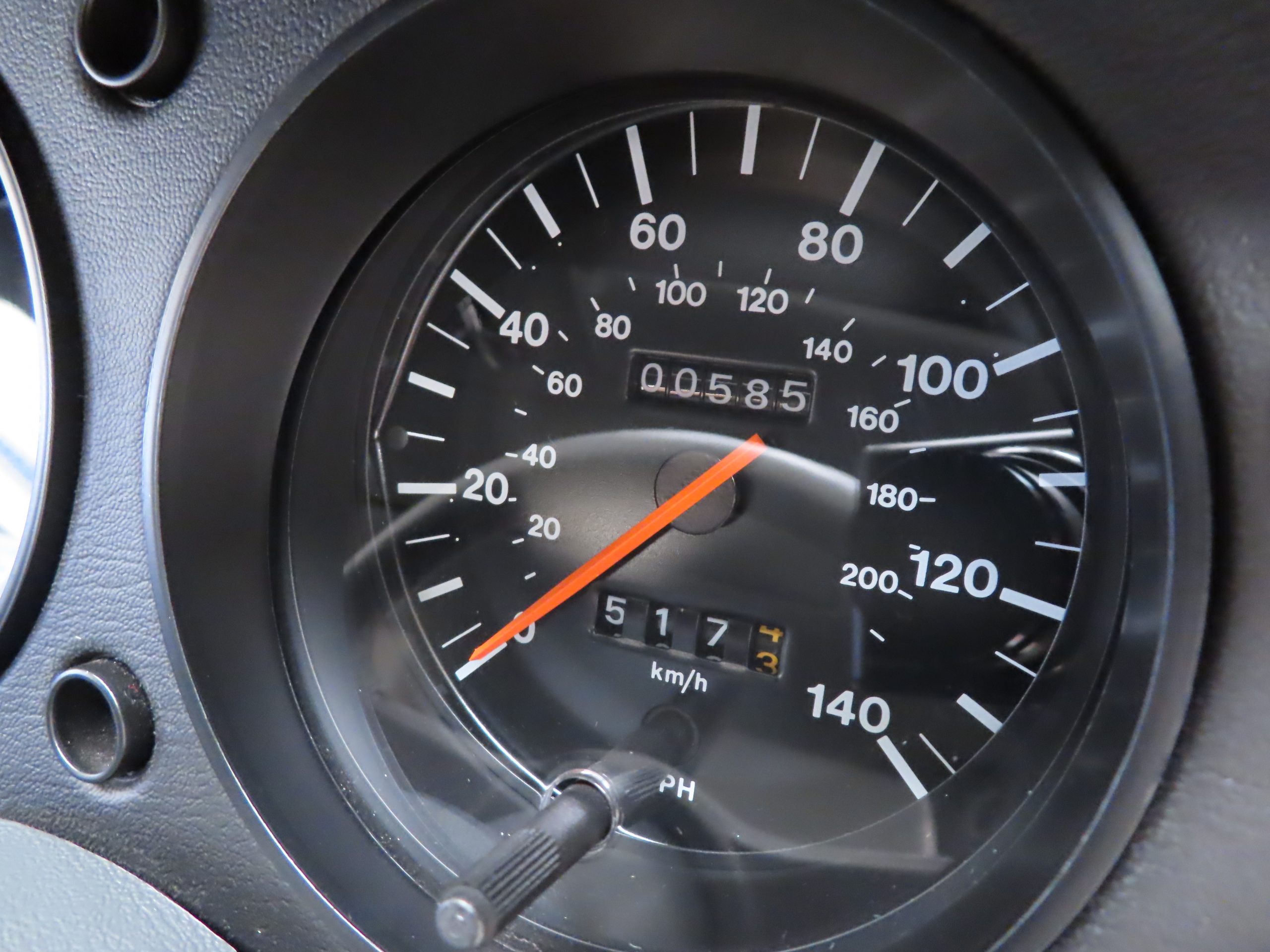 Ford Capri 2.8 Injection Special – KGF