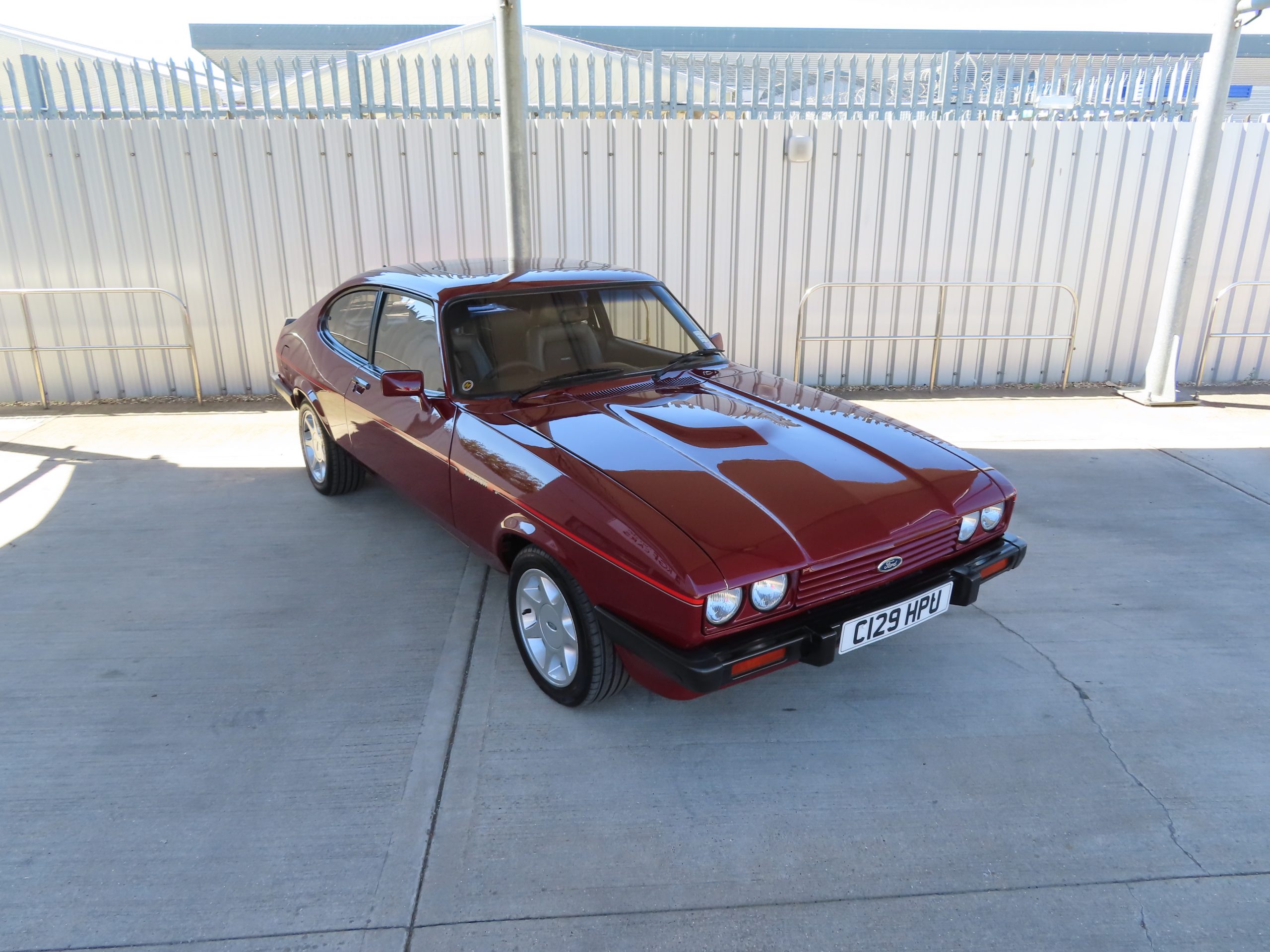 Ford Capri 2.8 Injection – KGF