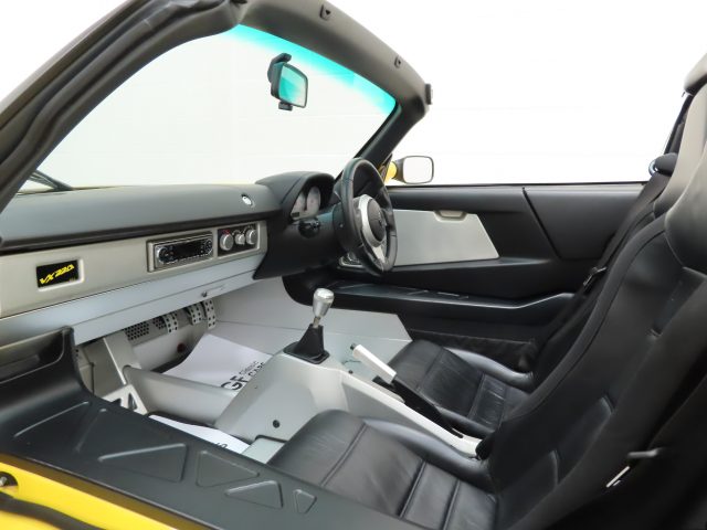 Vauxhall VX220 Lightning Yellow – KGF